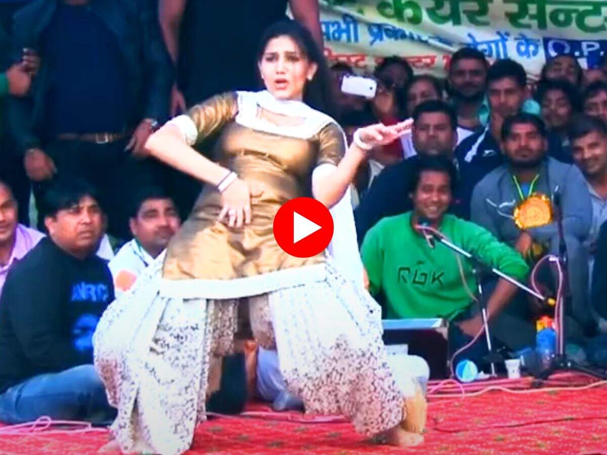 Sapna Choudhary Dance : बदली बदली लागै पर सपना चौधरी ने टाइट फिटिंग के ...